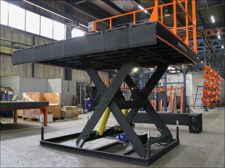 PIATTAFORME DI SOLLEVAMENTO - Doorhanitalia